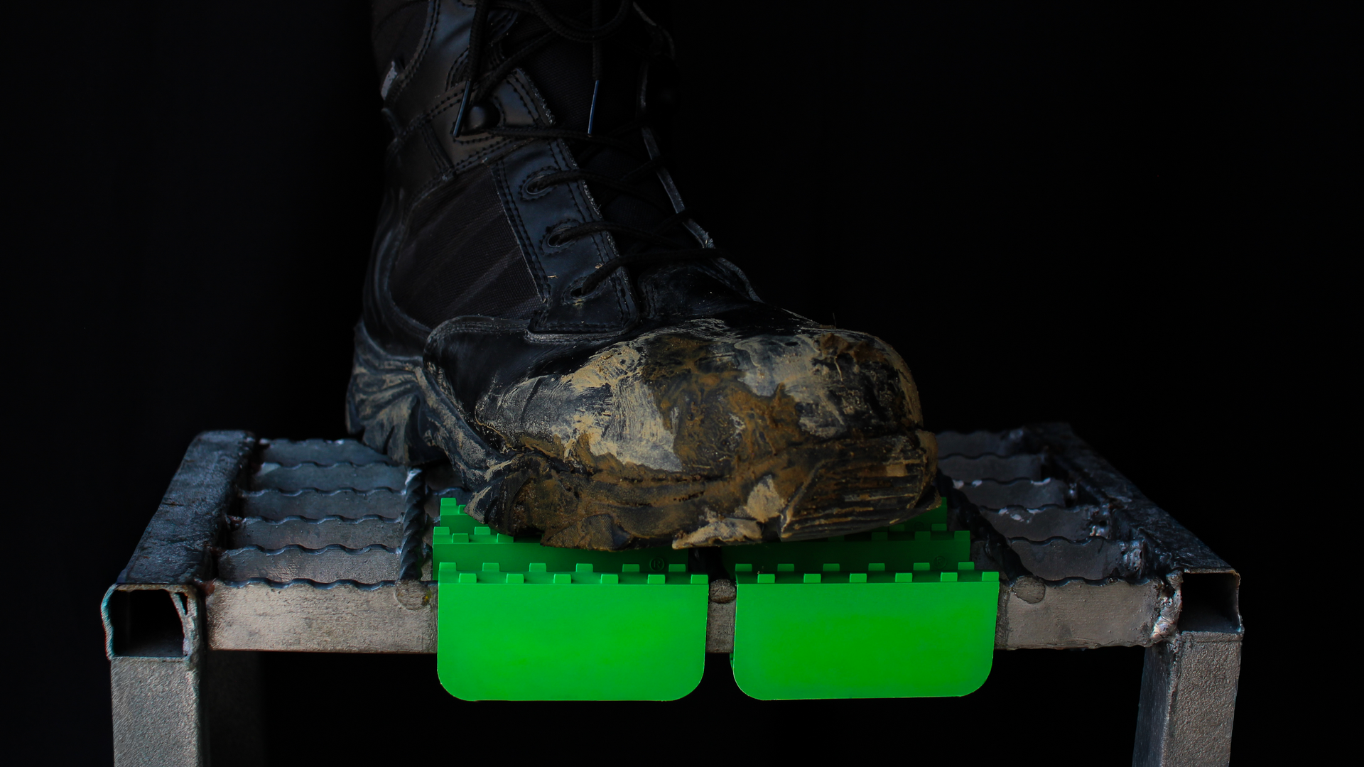 Green Anti-Slip Clips - Composite (TSUPro) - Titan Safety