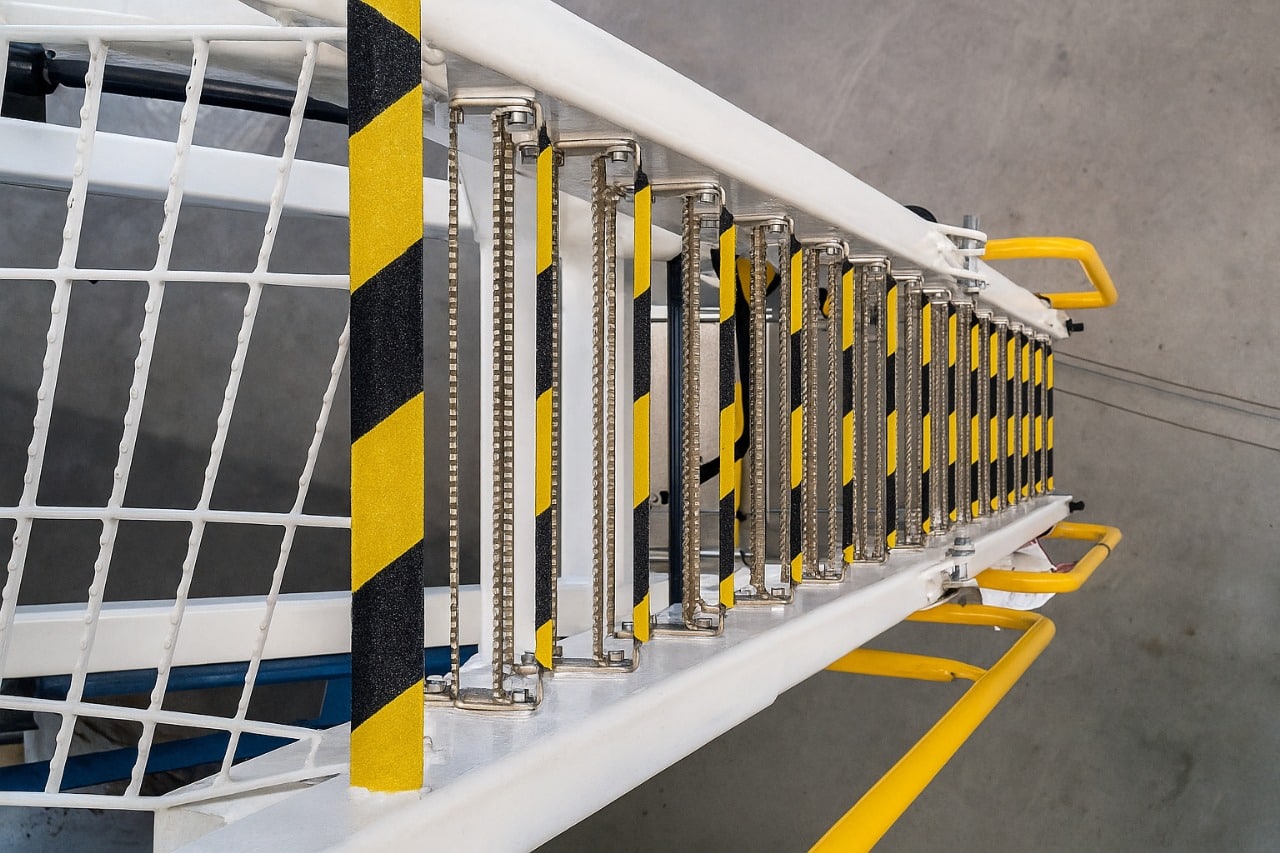 Square Anti-Slip Ladder Rung Covers - Titan Safety